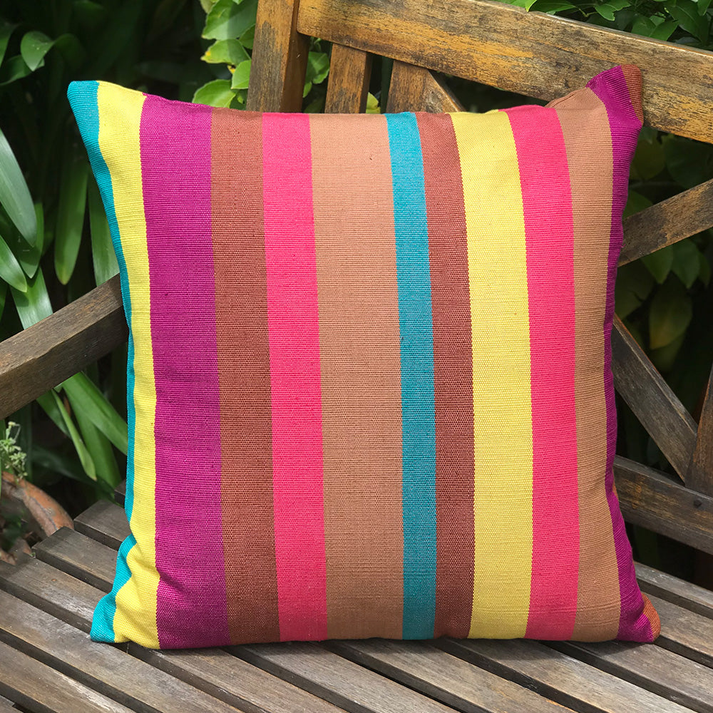 SALLY CUSHION MEDIUM – wovendesign